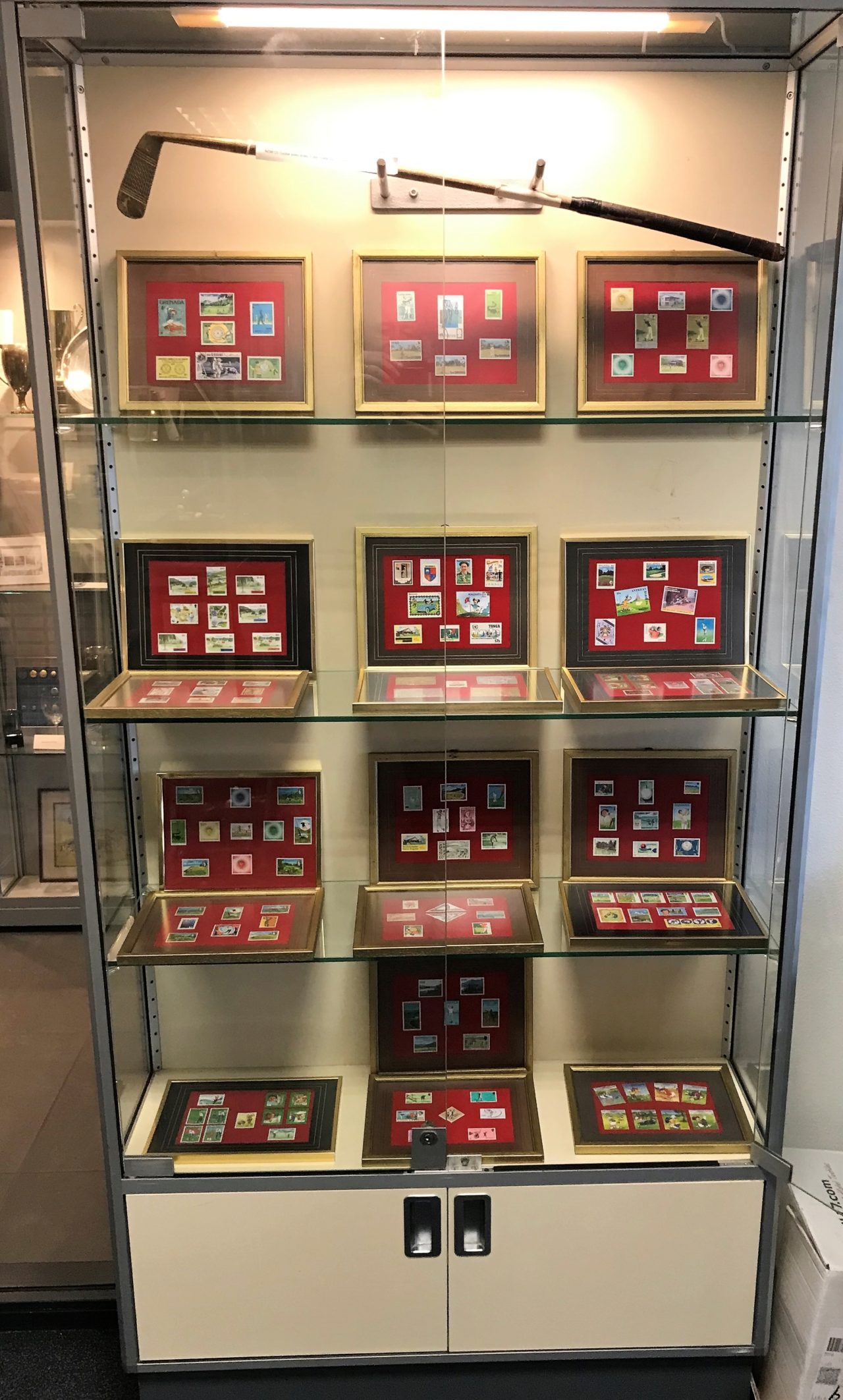 John Woof: Golfpostzegelverzameling - Nederlands golfmuseum